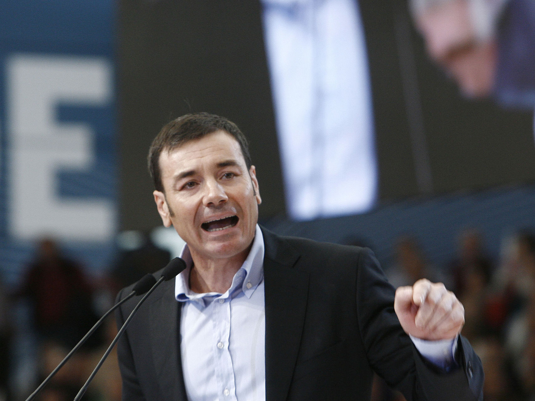 Tomas Gómez: Los gobiernos deberían tomar medidas para que los bancos ...